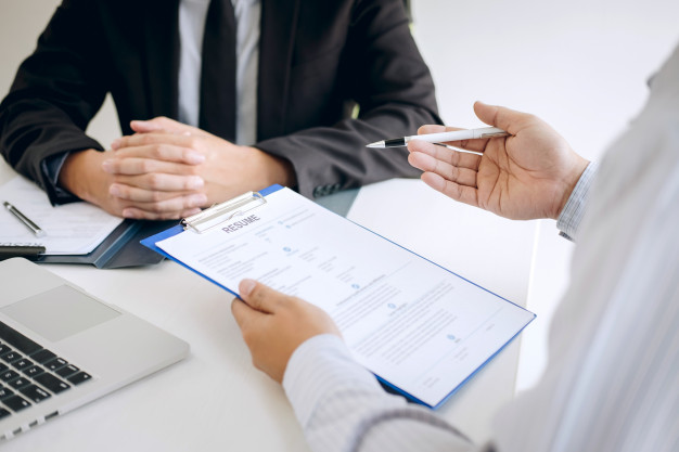 10 popular J2EE Interview Questions - foundit